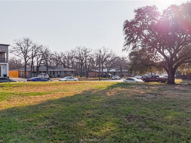 4104 Oaklawn St, Bryan, TX 77801 | MLS #26002 | Compass