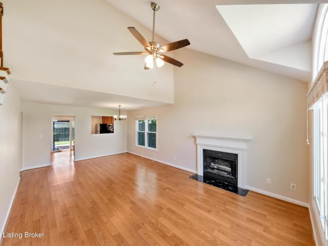 4104 Bay Pointe Dr