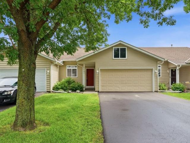 4104 Jarmann Ln, Shakopee, MN 55379