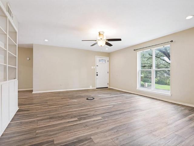 4104 Ridglea Country Club Drive