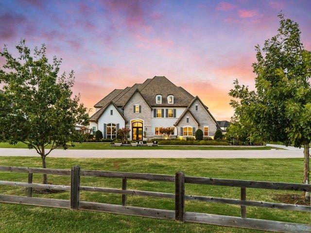 4104 Silverstein St, Flower Mound, TX 75022