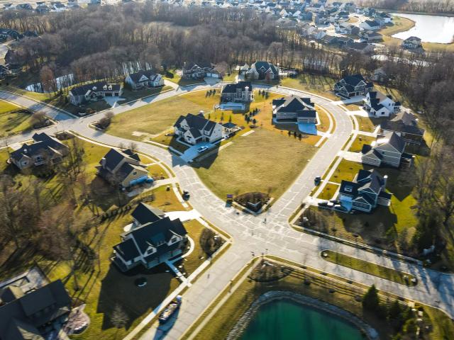 4105 Brigata Dr, Valparaiso, IN 46385 | MLS #836685 | Compass