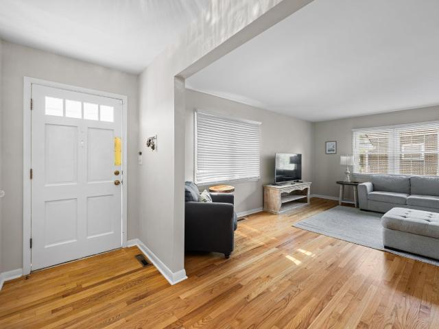 4105 Forest Plaza Drive