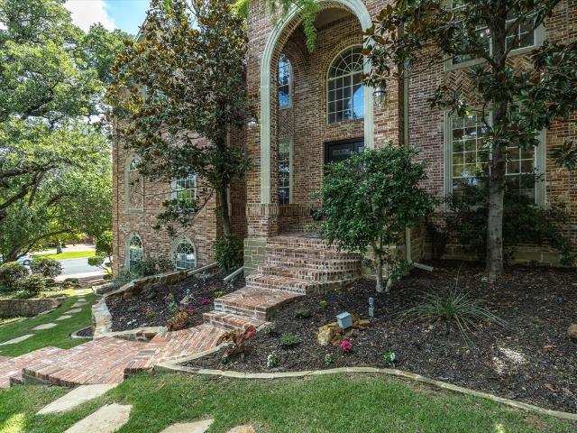 4105 Inwood Lane