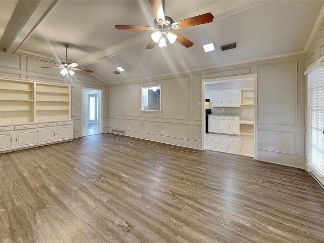 4105 Prospect Lane