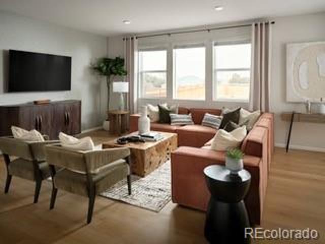 4105 Runyon Lake Street