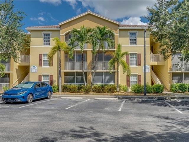 4105 Residence Dr Apt 709, Fort Myers, FL 33901