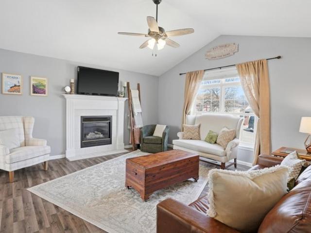 4105 Savannah Ct, Columbia, MO 65202
