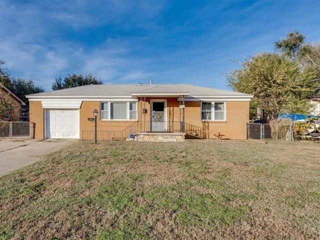 4105 SE 11th St, Del City, OK 73115