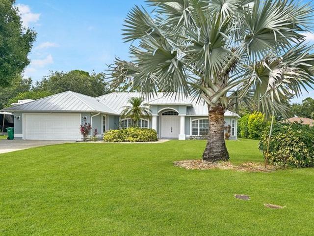 4105 Smokey Pines Ct, Fort Pierce, FL 34951