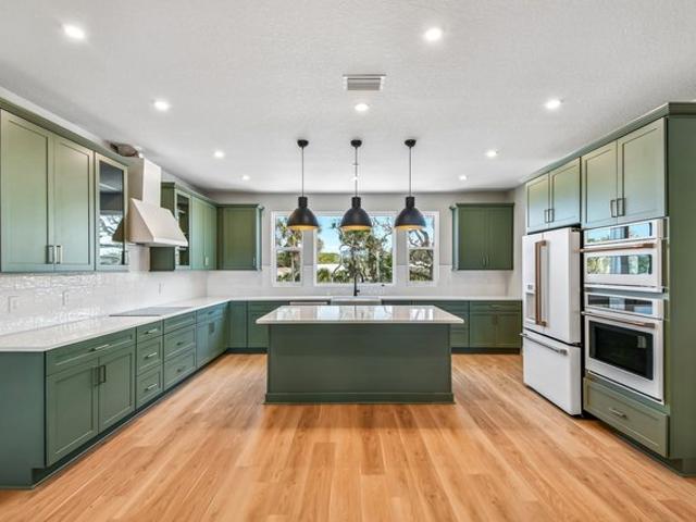 4105 Tidewatch Loop, New Smyrna Beach, FL 32169