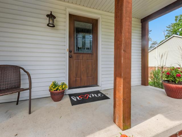 4105 W Portage Trail