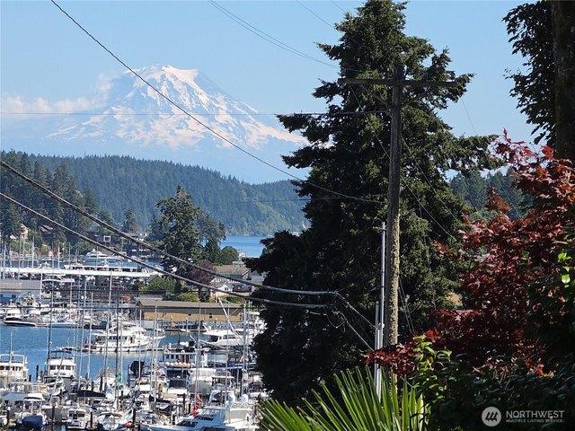 4106 Burnham Dr, Gig Harbor, WA 98332