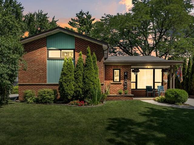 4106 Highland Ct, Royal Oak, MI 48073