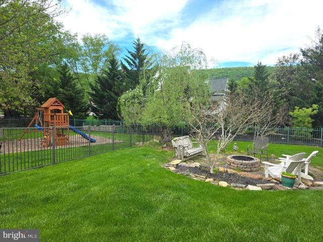 4106 Kingswood Court