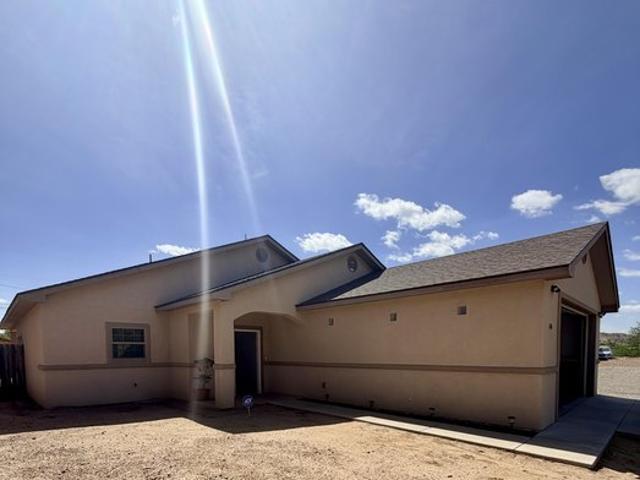 4106 Rowe Ave, Farmington, NM 87402