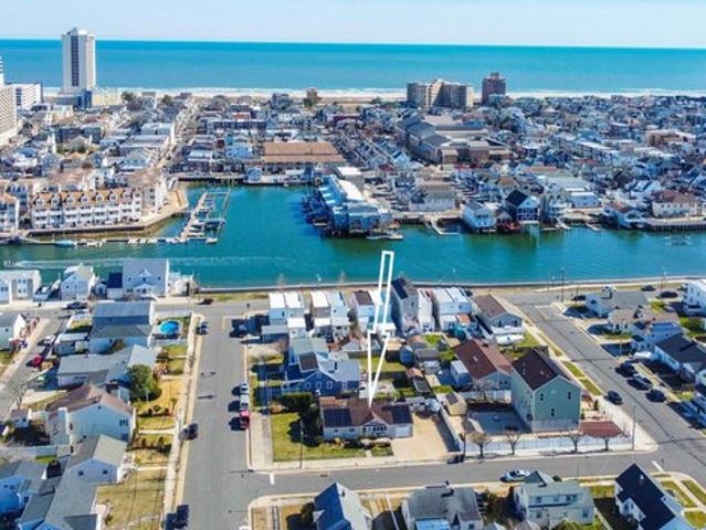 4106 Stewart Ave, Atlantic City, NJ 08401
