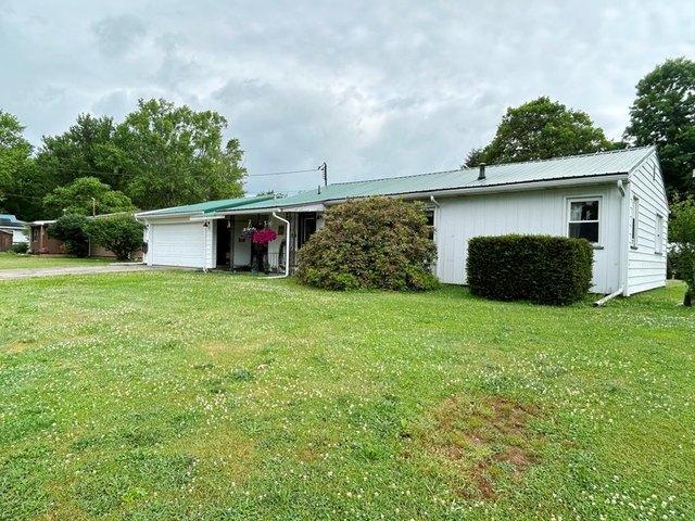 41070 Mystic Park Rd, Hydetown, PA 16354