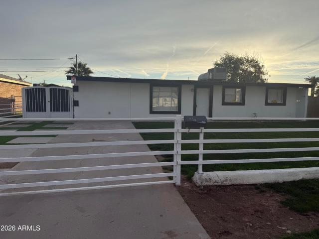 4107 N 49th Dr, Phoenix, AZ 85031 | Compass