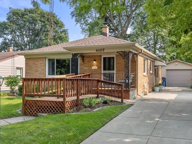 4107 Graceland Blvd, Racine, WI 53405