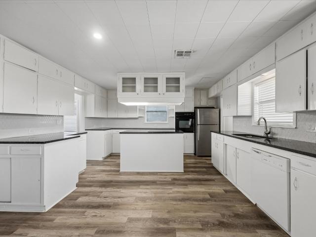 4107 Highway 159 E