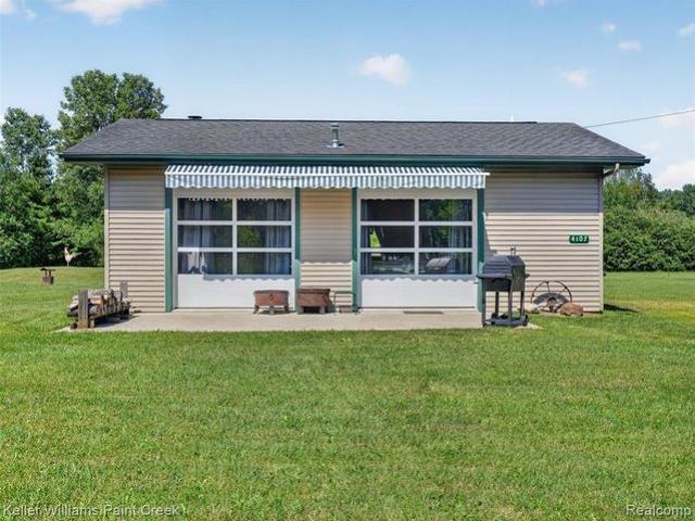 4107 Pine St, Clement Township, MI 48624