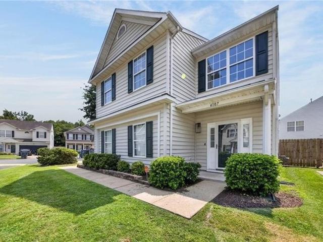 4107 River Breeze Cir, Chesapeake, VA 23321