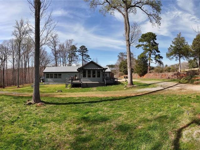 4107 Sandy Plains Road