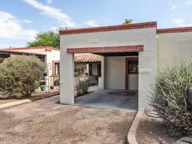 4108 N Via Villas, Tucson, AZ 85719 MLS 22517431