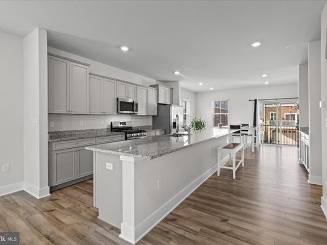 4108 Hatley Pl, White Plains, MD 20695