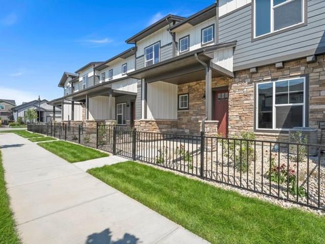 4109 N Park Dr, Loveland, CO 80538