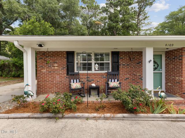 4109 Lynbrook Drive