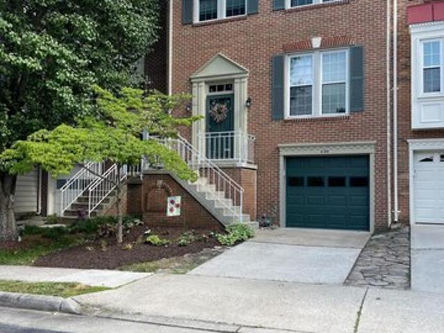 4109 Plymbridge Ln, Woodbridge, VA 22192