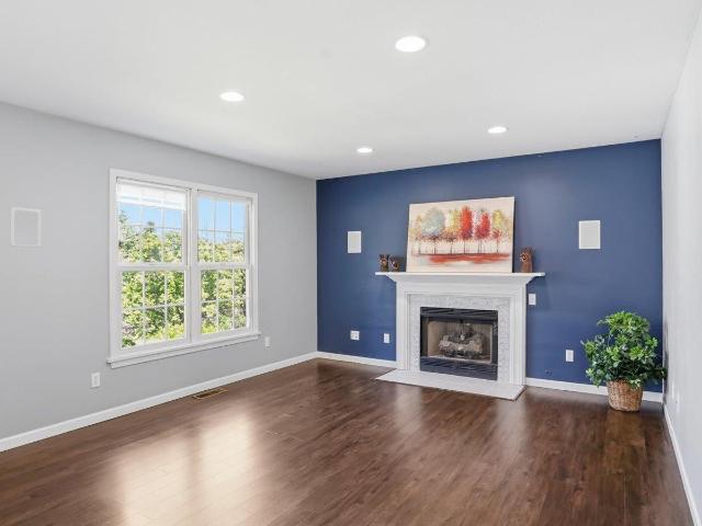 4100 N Rosewood Drive