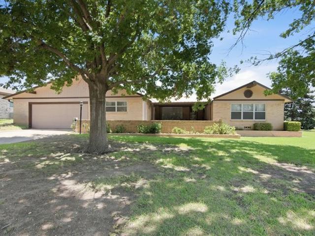 4100 Big Bend Trl, Lake Worth, TX 76135