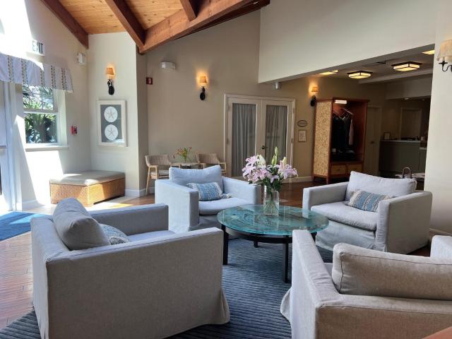 4100 Cabrillo Highway 101