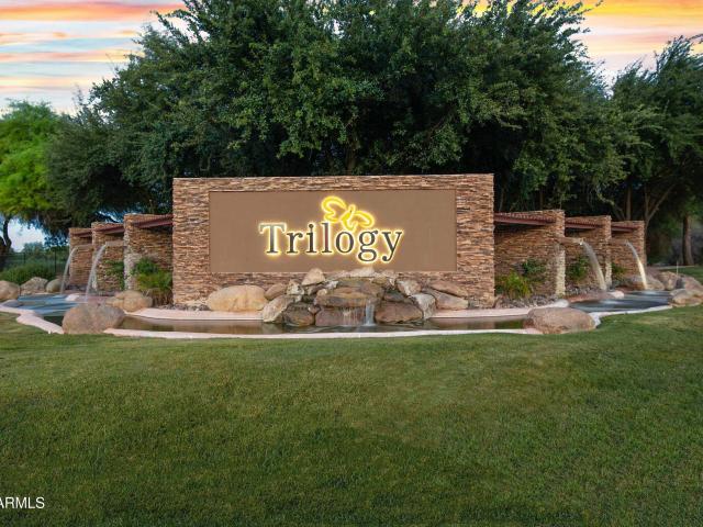 4100 E Strawberry Dr, Gilbert, AZ 85298 | Compass