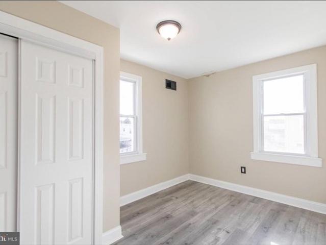 4100 Garrett Rd, Drexel Hill, PA 19026