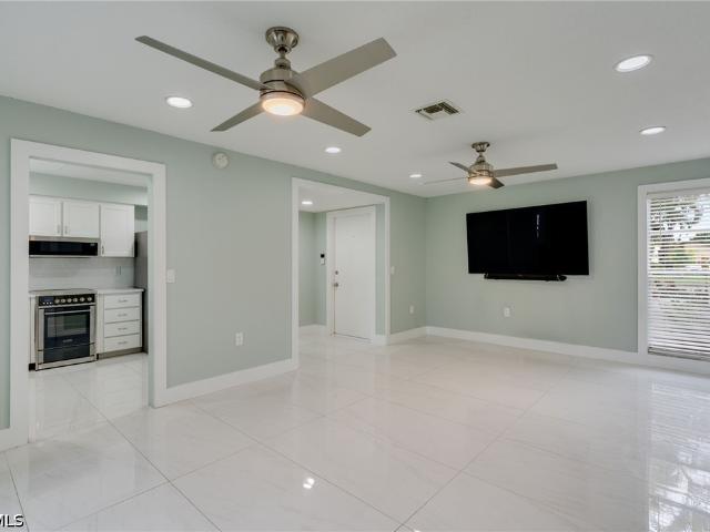 4100 Lakewood Blvd, Unit F30, Naples, FL 34112 | MLS #2026016