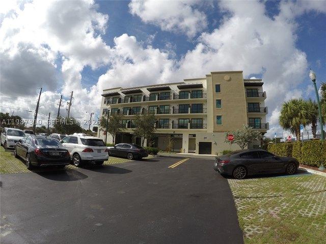 4100 SW 64th Ave Unit 409, Davie, FL 33314