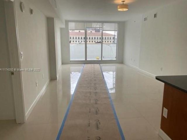 4100 Salzedo St #1006 Coral Gables, FL 33146
