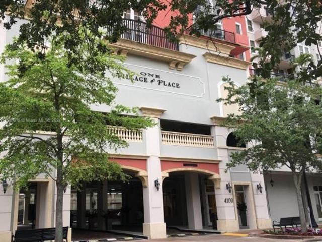 4100 Salzedo St #605, Coral Gables, FL 33146
