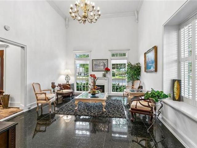4100 Transcontinental Dr, Metairie, LA 70006 | MLS #2551