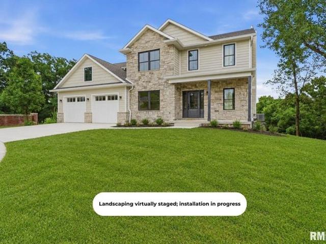 4100 W Vistaridge Ct, Peoria, IL 61615