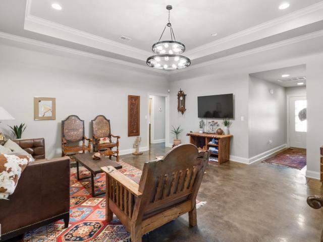 4100 Wetherfield Cove