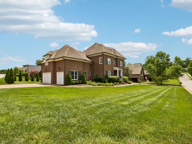 4101 Banner Square Ln