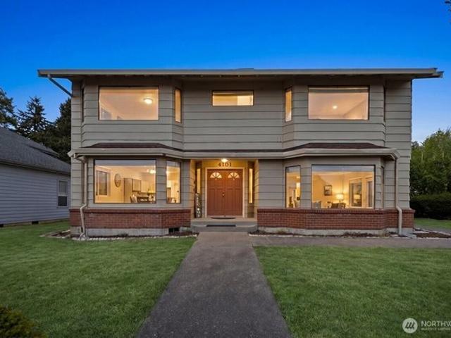 4101 Browns Point Blvd NE, Tacoma, WA 98422