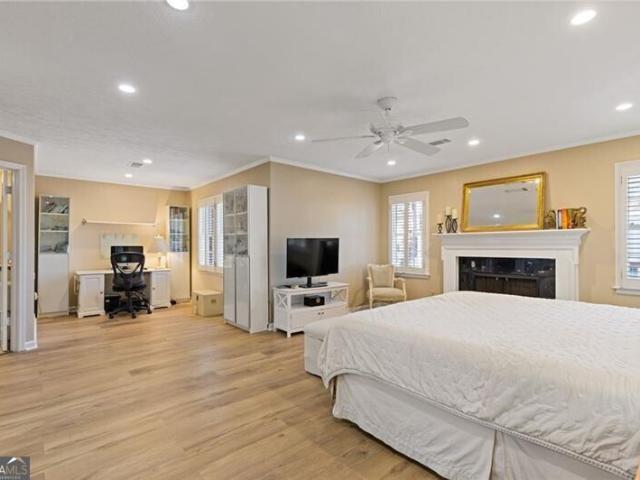 4101 Dunwoody Club Drive 31