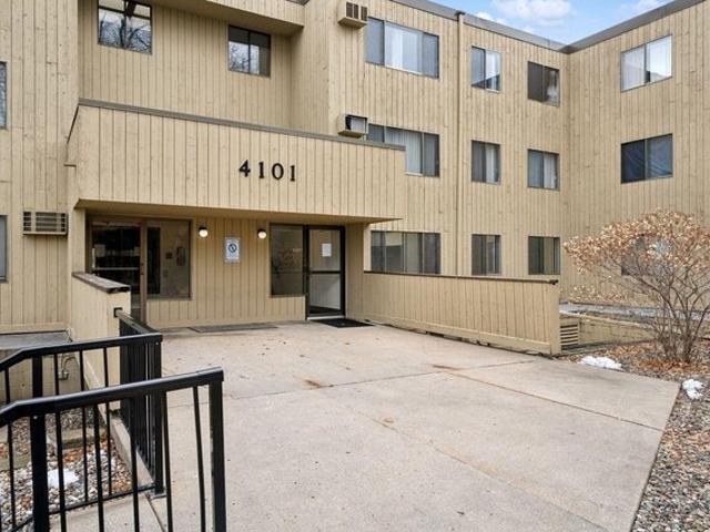 4101 Parklawn Ave Apt 236, Edina, MN 55435