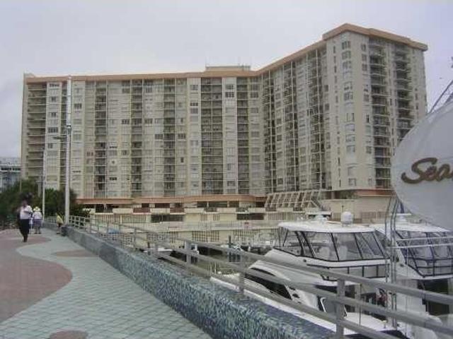 4101 Pine Tree Dr Apt 709, Miami Beach, FL 33140